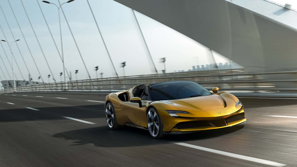 Ferrari SF90 Spider - 1000hp With The Top Down